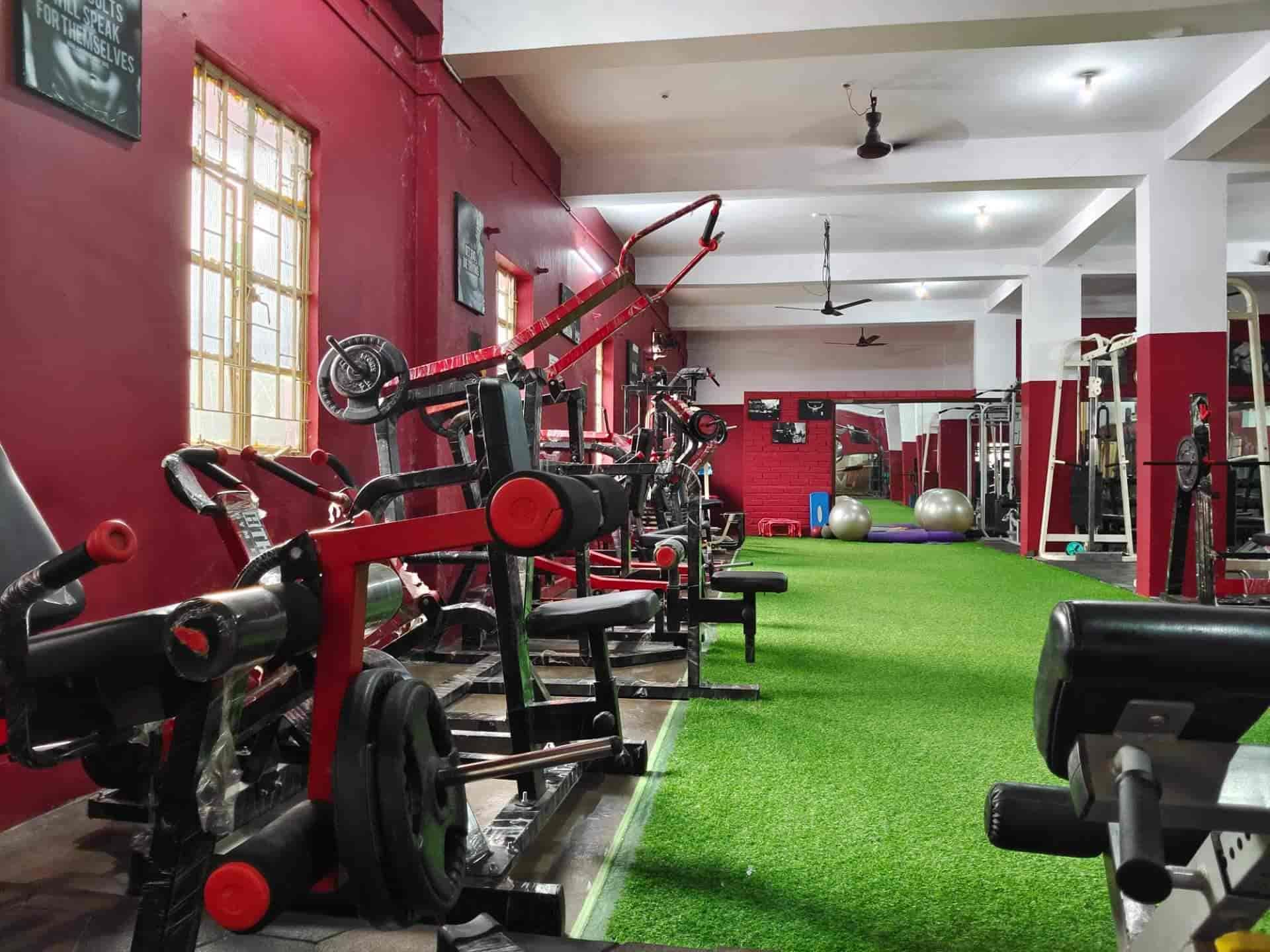 Rama's Fitness Rcc Road Gota in Ahmedabad | FITPASS